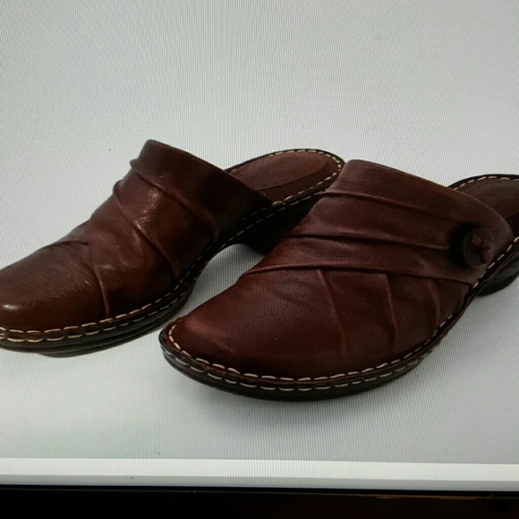 Softspots | Shoes | Softspots Leather Pillow Top Clogs Final Price ...